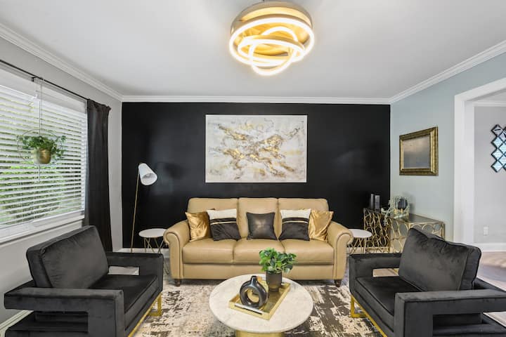 Charming Home Mins From Uptown! - Charlotte