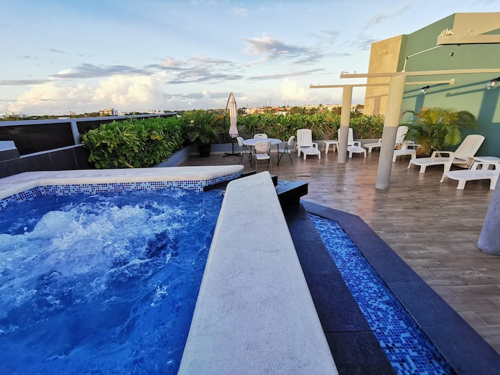 Luxury 2br,pool,jacuzzi,150mb - Playa del Carmen