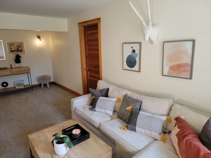 Mystic Seaport Cottage, A Private & Cozy Stay - Mystic, CT