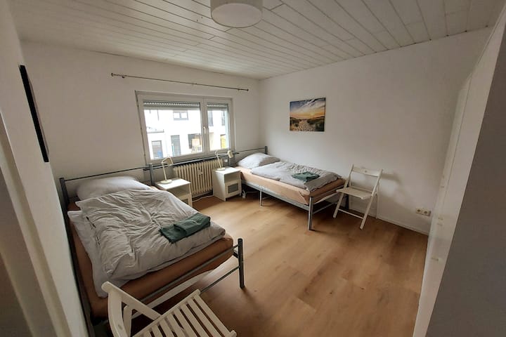 Nice 4,5 Room Apartment/ 3 Bedrooms - Idstein