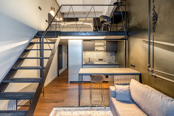 Stylish B/w Loft - Kaunas