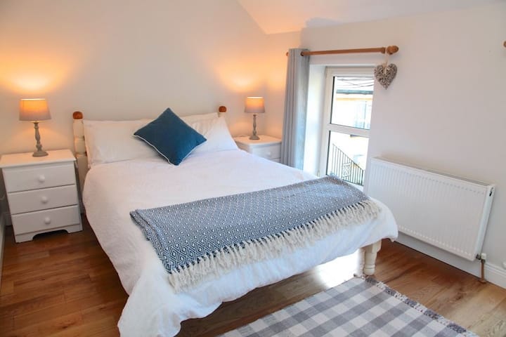 Cute City Cottage - Cork