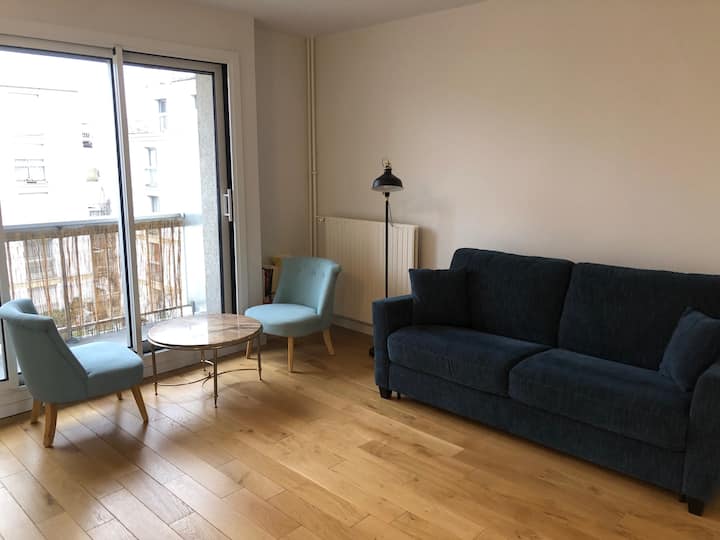 Studio, Rue Des Etats Généraux - Versailles