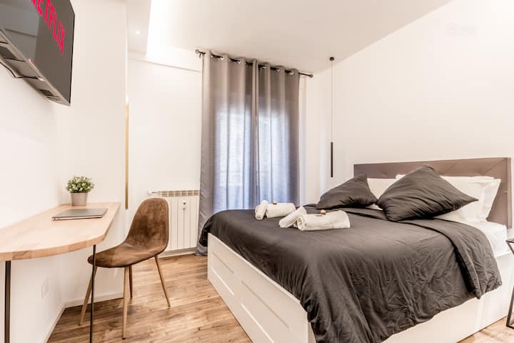 Intero Appartamento 2+2+1 | Metro A | Loungefloor - Rom