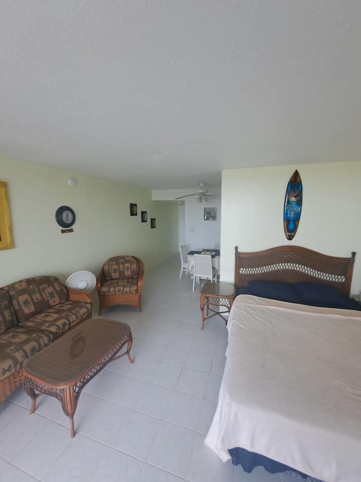 Freeport Bahamas Beach Condo - Freeport