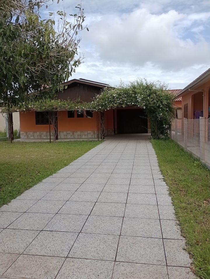 Casa A 1 Quadra Do Mar. - Arroio do Sal
