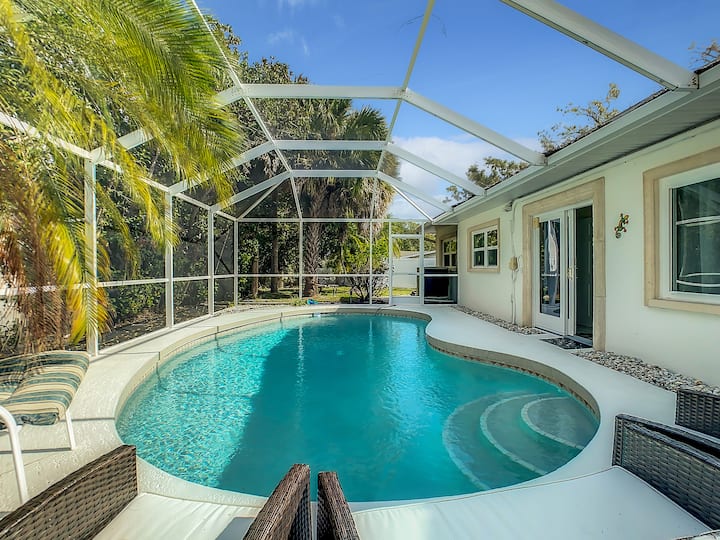 Siesta Key Pool House - Indian Beach, Sarasota