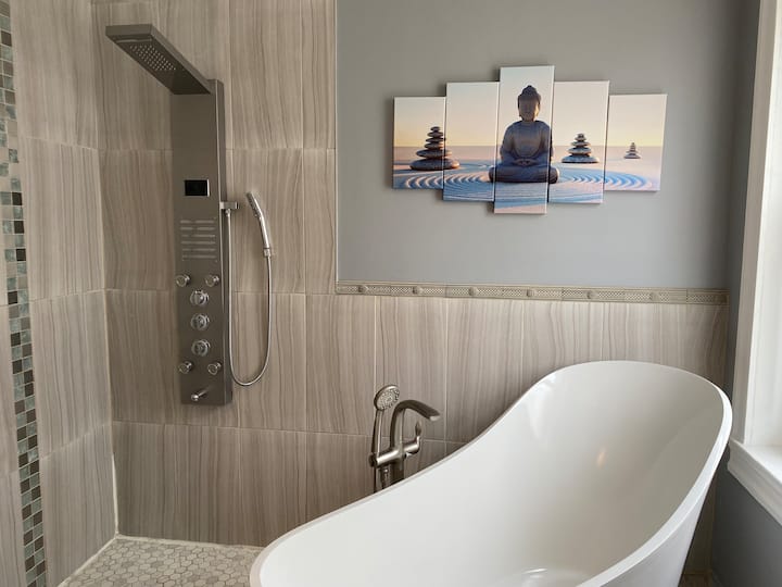 Historic W/modern Charm Near Downtown - Baltimore, MD