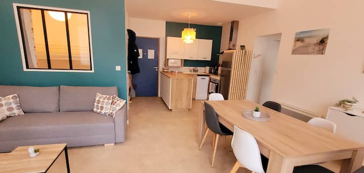 Appartement Dans La Pinède. - Angles