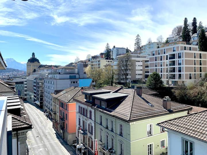 1bdr Apt With Balcony - Central Location - Lucerne