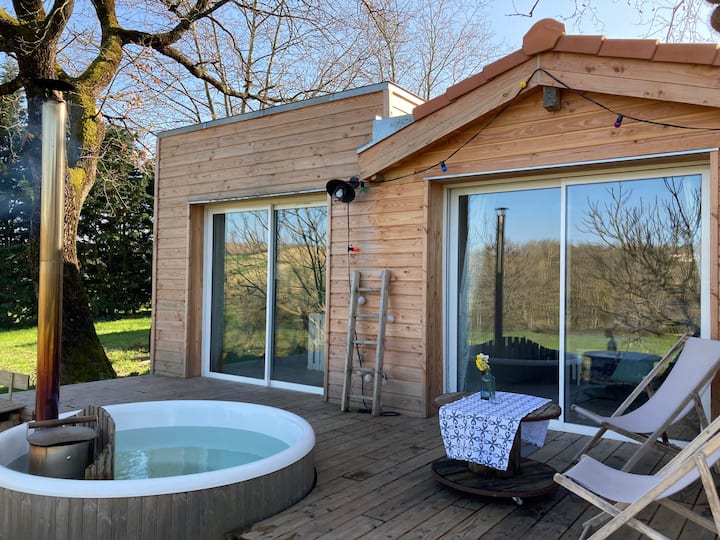 Escapade Romantique. Cabane Sous Les Arbres Et Spa - Haute-Garonne