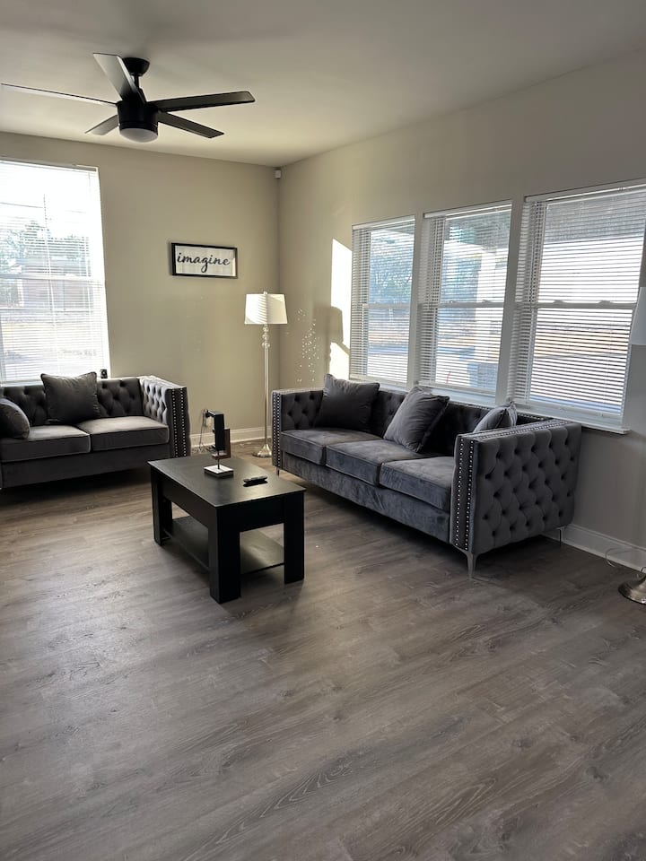 Birmingham Railside Retreat - Birmingham, AL