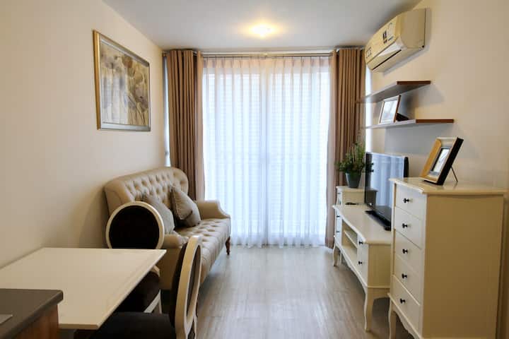 An Entire Apt On Sukhumvit71 Fiber Optic Wifi - Bang Kapi District