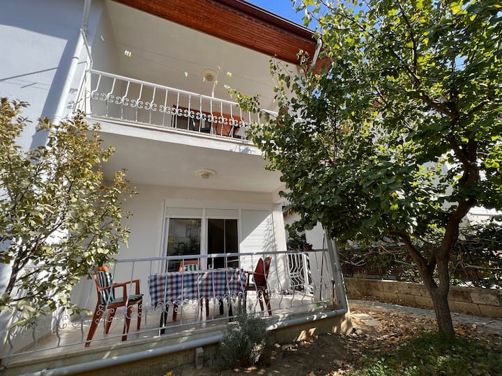 500m Away Form The Beach/ Plaja 500m Uzaklıkta Ev - Side