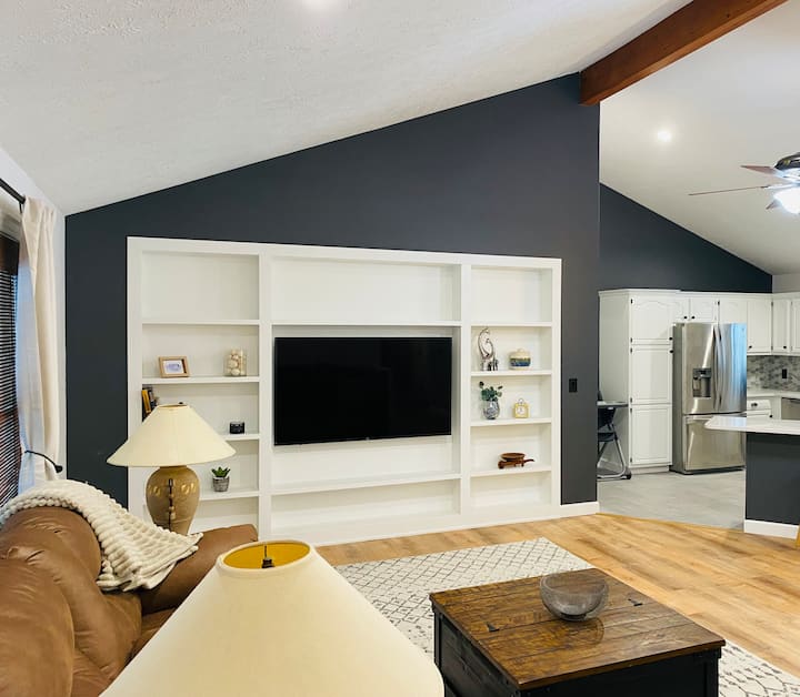 Beautiful Luxe Home Near Many Attractions! - Ashland, OH