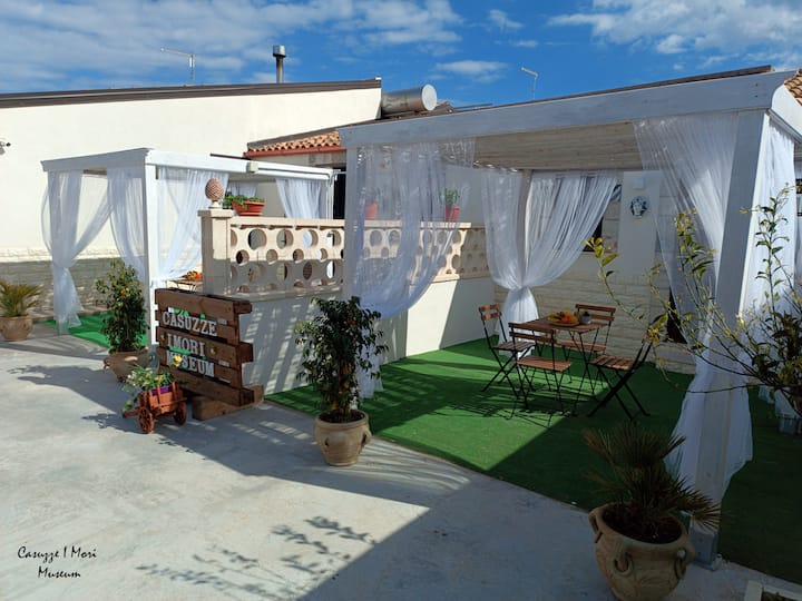 La Dama • Casuzze I Mori • Near The Sea - Pachino