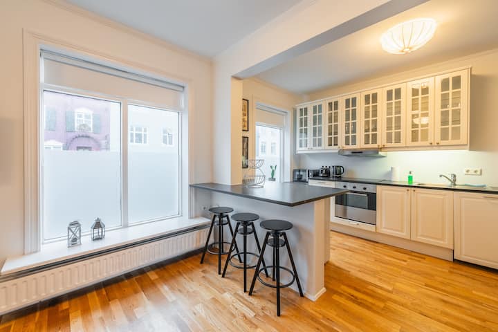 Day Dream - One Bedroom Apartment For 4 - Reykjavík