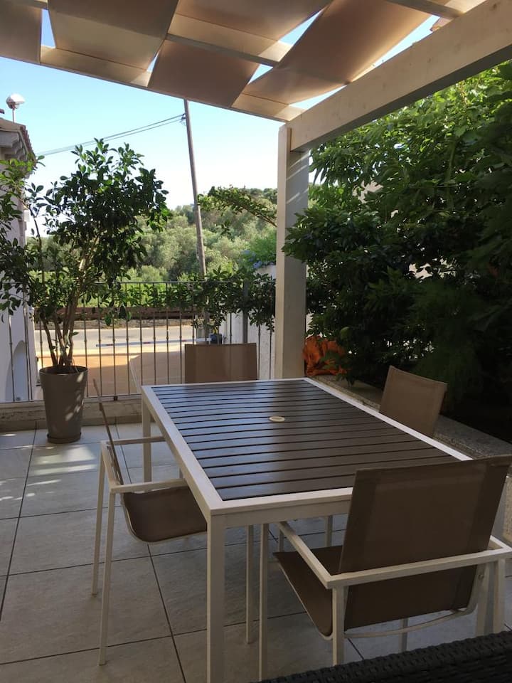 Trilocale Con Spazio Esterno - La Maddalena