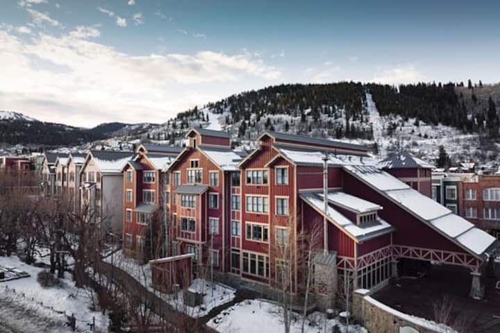 Marriott's Summit Watch, Studio - Sleeps 4 - Park City, UT