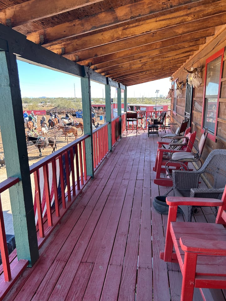 Giddy Up At Western Trails Ranch - Morristown, AZ