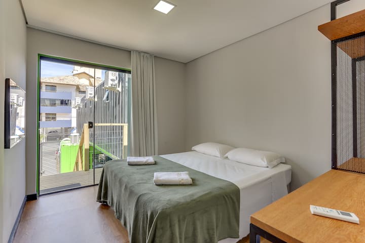 Quarto Casal Ou 02 Solteiros - Florianópolis