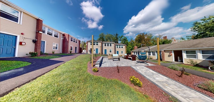 Charming West End Private Room Free Parking - 康乃狄格