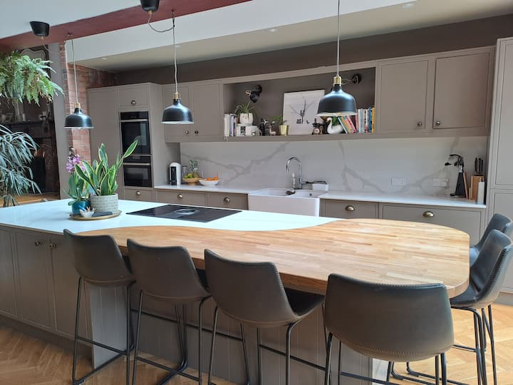 Beautiful Edwardian Home Close To City Center - Dublín