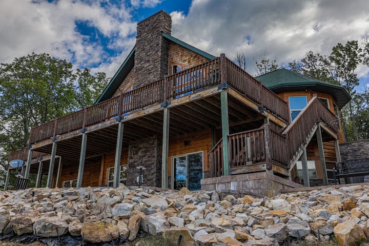 Keaton Ridge - Stanley, VA