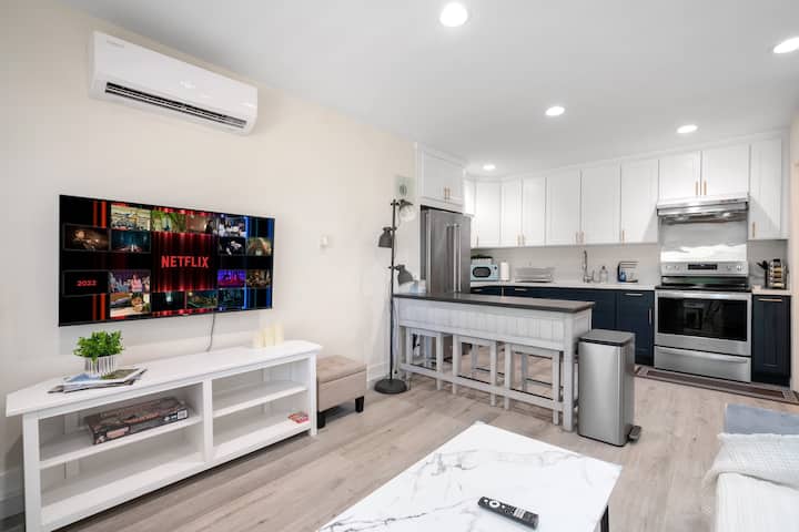N 2 Units 2 Bedrooms With Pool - West Covina, CA