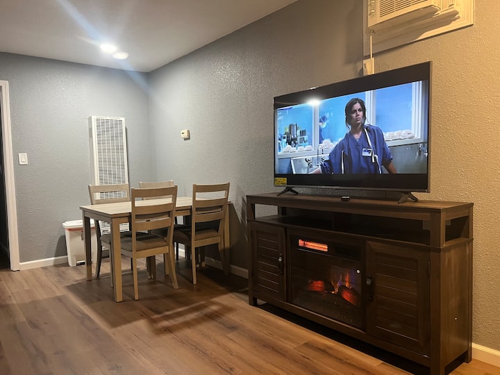 Newly Renovated Private Apartment -7 - Stockton, CA