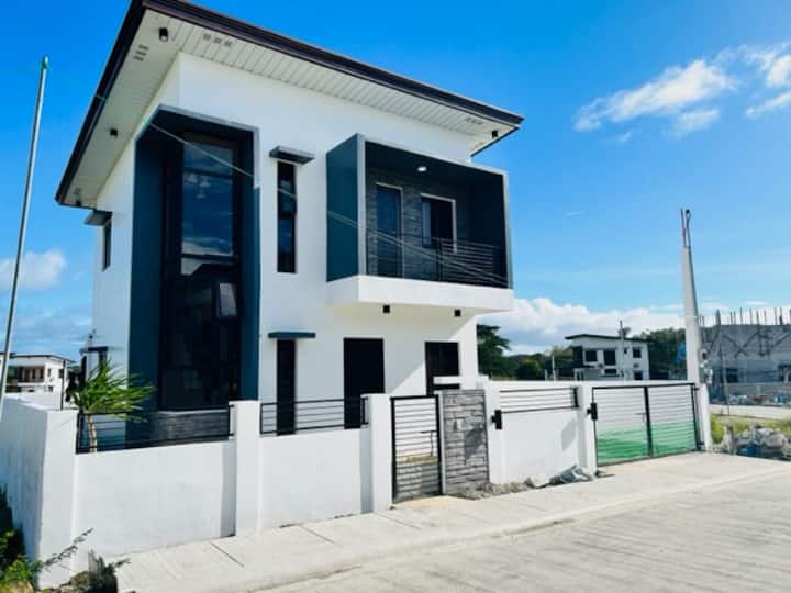 Casa Jamika- San Juan Batangas W/private Pool - Laiya