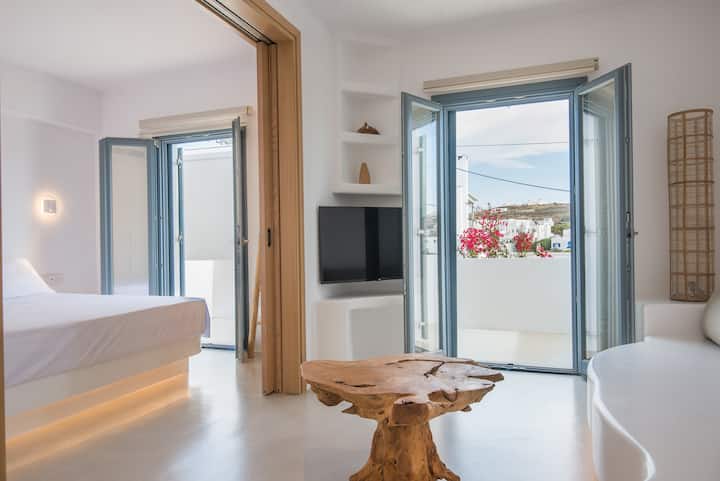 Aba ΗOspitalité- The Deluxe Suite, Naousa - Paros