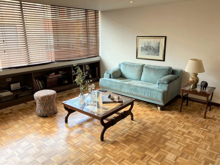 Traditional Apartment - Close To Everything! - Bogota