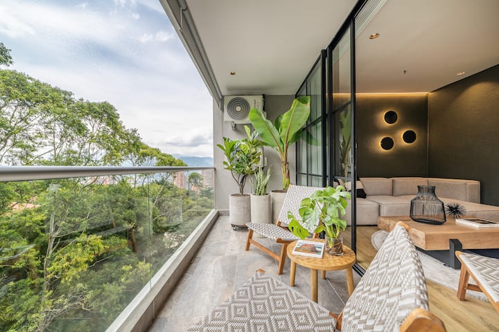 Modern Apartment 2br In Poblado, Beautiful View. - Medellín