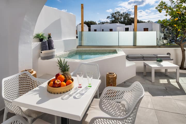 Alma's Home With Private Jacuzzi - Santorin