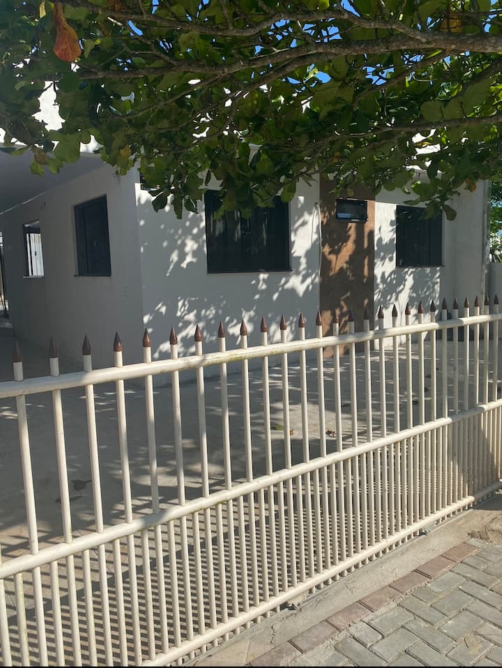Casa Em Matinhos Com Piscina - Matinhos