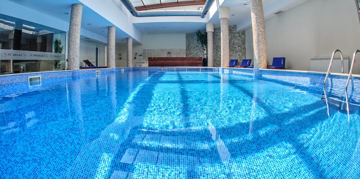 Luxury 3-br Ski Apt Near Gondola - Bansko
