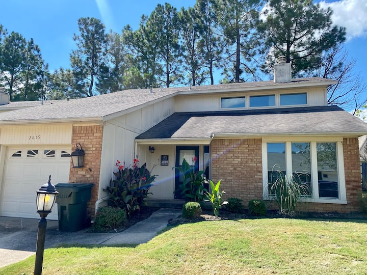 Cute Contemporary Condo - Cherokee Casino Fort Gibson