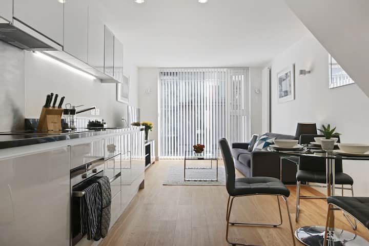 1 Bed Duplex Apartment Ec1v - King's Cross station - London