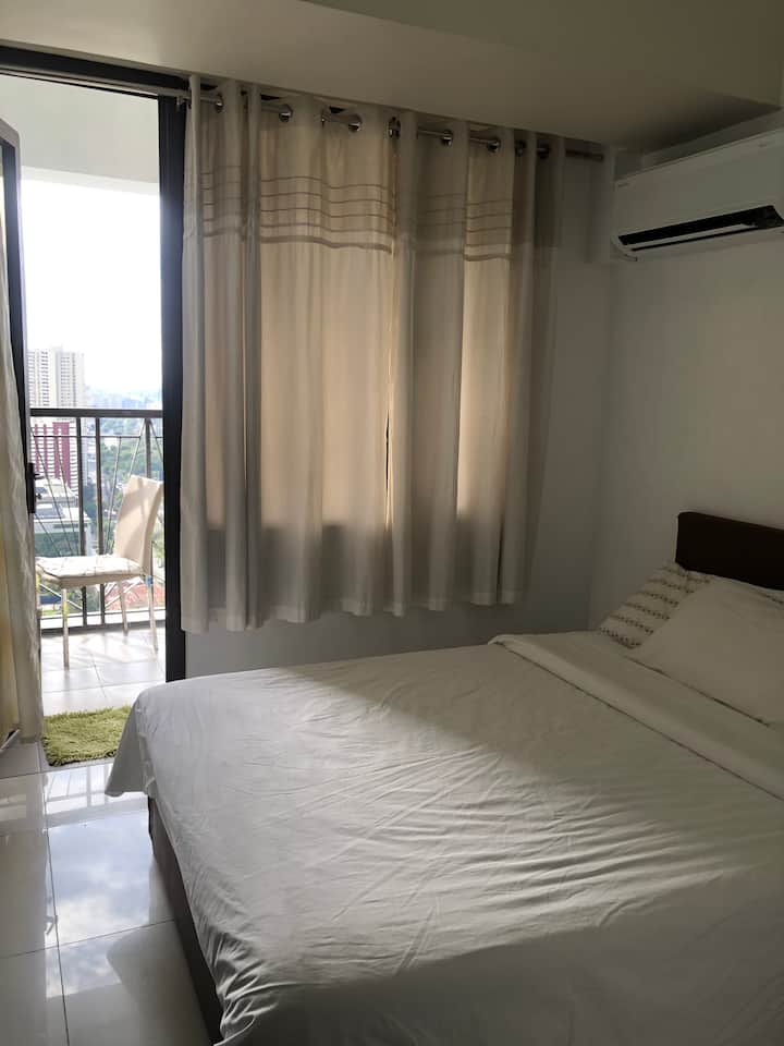 Fantastic Bayview In 30th Floor - Manila