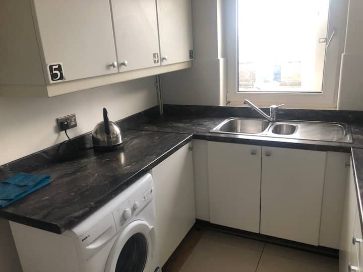 A Lovely Newly Refurbished Flat - Saint Albans