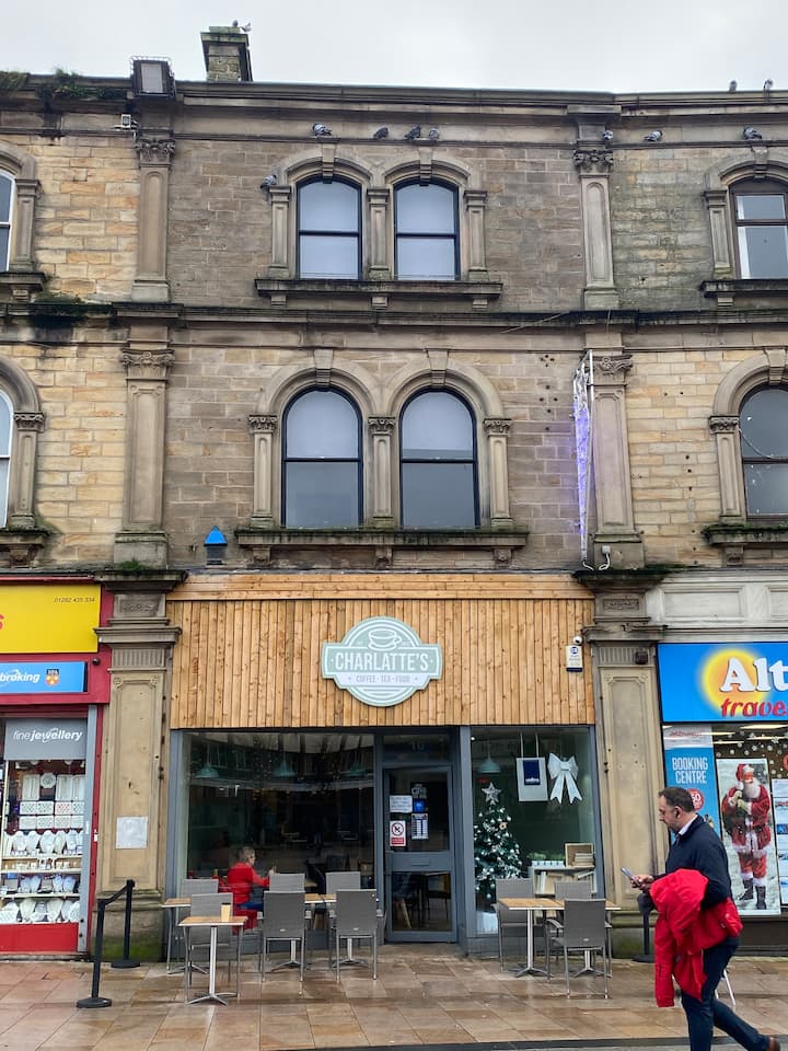 No 10, St James Street, Burnley - Burnley