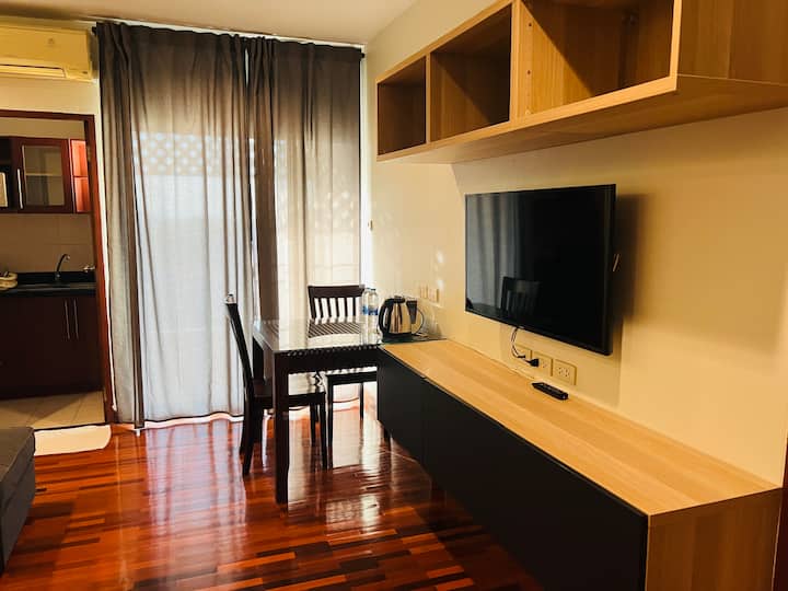 1 Bedroom Near Koh Loy Park - Si Racha