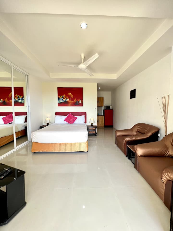 Studio seaview apartment Kata - Apartments for Rent in Tambon Karon ...