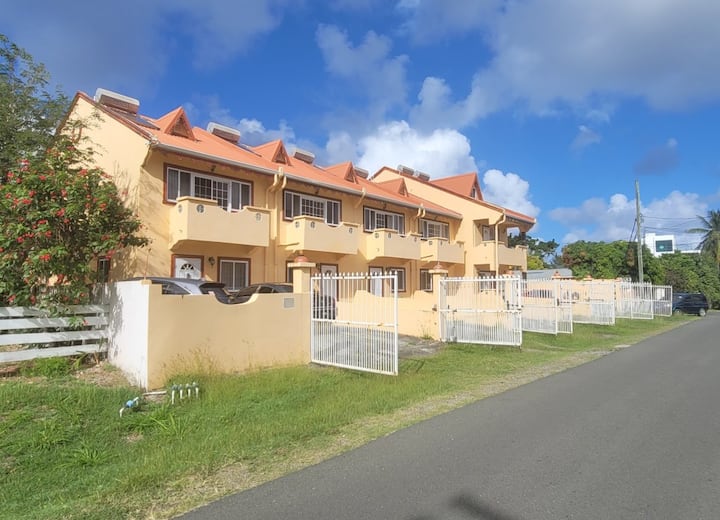 Marineview Studio 7 Apartment - Saint Lucia