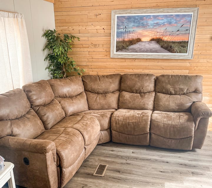 Country Living #2 - MGM Park