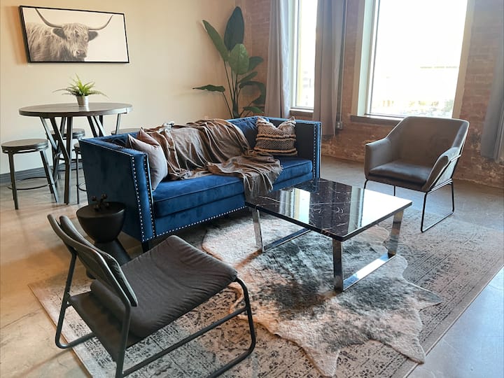 Downtown Dallas Loft Apartment - Apartments for Rent in Dallas, Texas ...