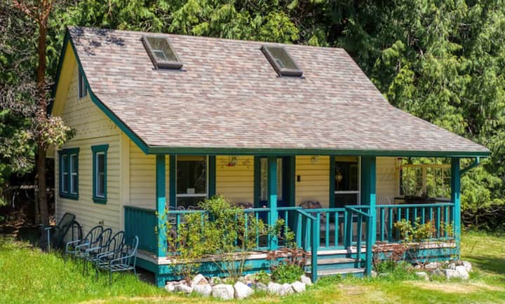 Wilson Creek Farm Cottage - Sunshine Coast