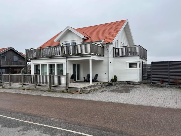 Centralt Läge I Kungshamn - Kungshamn