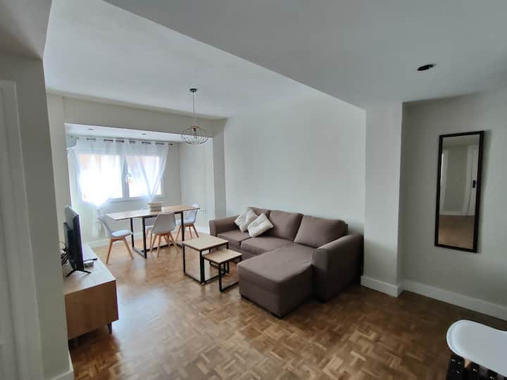 Céntrico Apartamento Inteligente - Pinos Puente